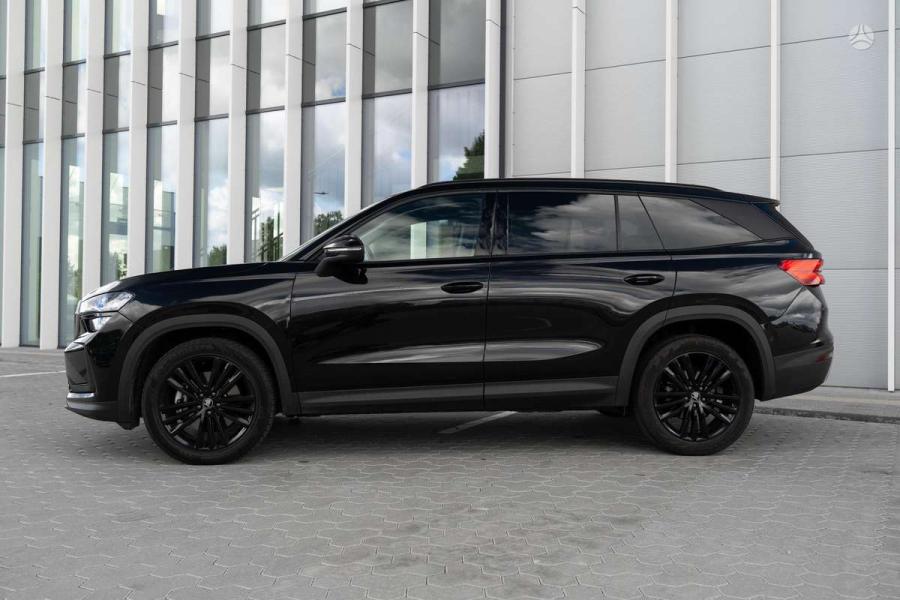 Черный Шкода Kodiaq 2025 в Вильнюс, объемом двигателя 1.97 л и пробегом 16 тыс. км за 35500 €, фото 4 на AUTOMOTO.COM.LV