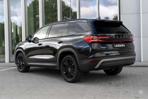 Черный Шкода Kodiaq 2025 в Вильнюс, объемом двигателя 1.97 л и пробегом 16 тыс. км за 35500 €, фото 5 на AUTOMOTO.COM.LV