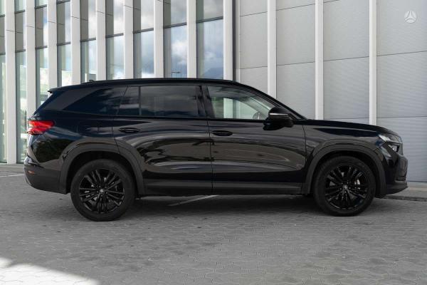 Melns Skoda Kodiaq 2025 Viļņa, ar dzinēja tilpumu 1.97 L un nobraukumu 16 tūkst. km par 35500 €, foto 9 vietnē AUTOMOTO.COM.LV
