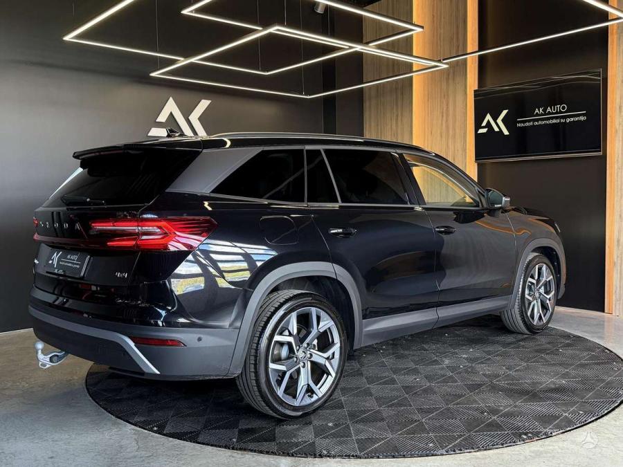 Melns Skoda Kodiaq 2025 Kauņa, ar dzinēja tilpumu 1.97 L un nobraukumu 5 tūkst. km par 45990 €, foto 13 vietnē AUTOMOTO.COM.LV