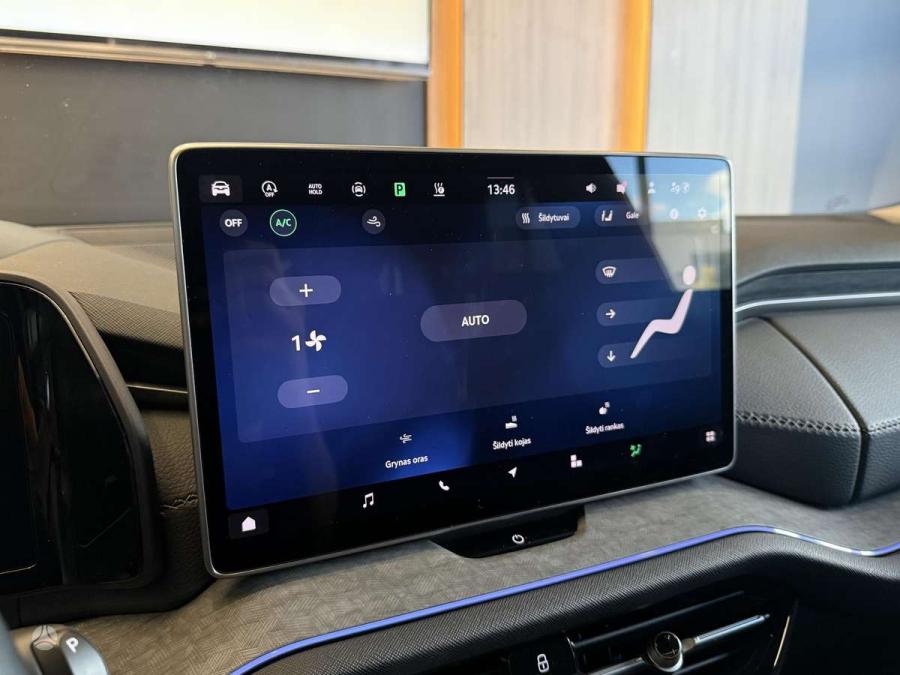 Melns Skoda Kodiaq 2025 Kauņa, ar dzinēja tilpumu 1.97 L un nobraukumu 5 tūkst. km par 45990 €, foto 36 vietnē AUTOMOTO.COM.LV