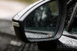 Black Skoda Kodiaq 2025 in Riga, with an engine capacity of 2.00 L and mileage of 84 thousand km for 34300 €, photo 9 on AUTOMOTO.COM.LV