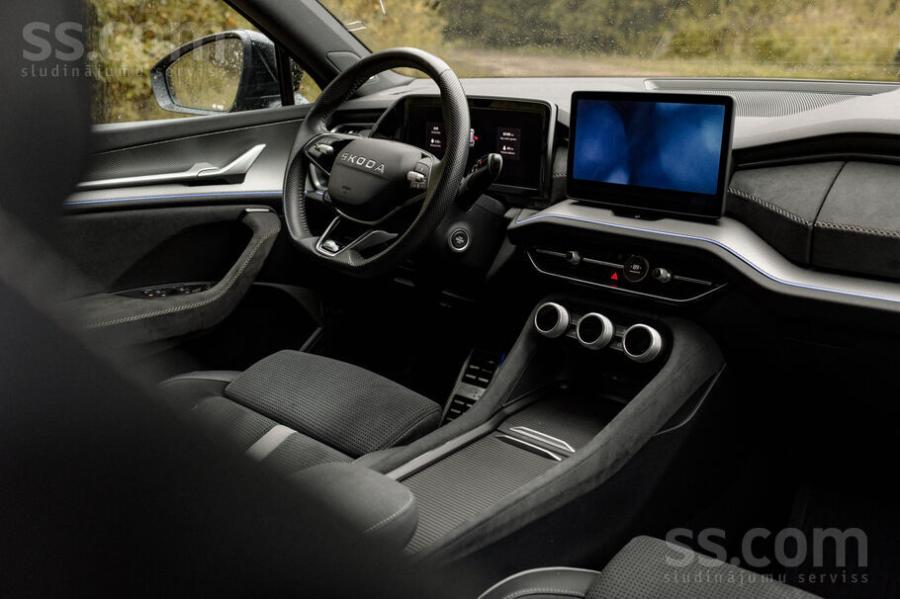 Black Skoda Kodiaq 2025 in Riga, with an engine capacity of 2.00 L and mileage of 84 thousand km for 34300 €, photo 16 on AUTOMOTO.COM.LV