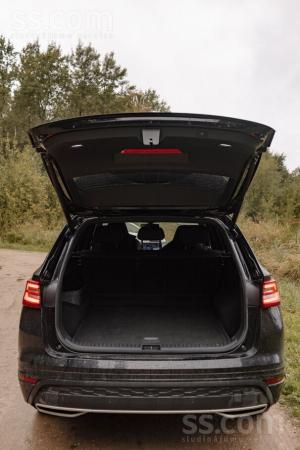 Black Skoda Kodiaq 2025 in Riga, with an engine capacity of 2.00 L and mileage of 84 thousand km for 34300 €, photo 21 on AUTOMOTO.COM.LV