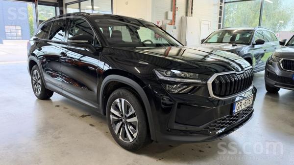 Melns Skoda Kodiaq 2025 Rīga, ar dzinēja tilpumu 1.50 L un nobraukumu 10 tūkst. km par 32900 €, foto 8 vietnē AUTOMOTO.COM.LV