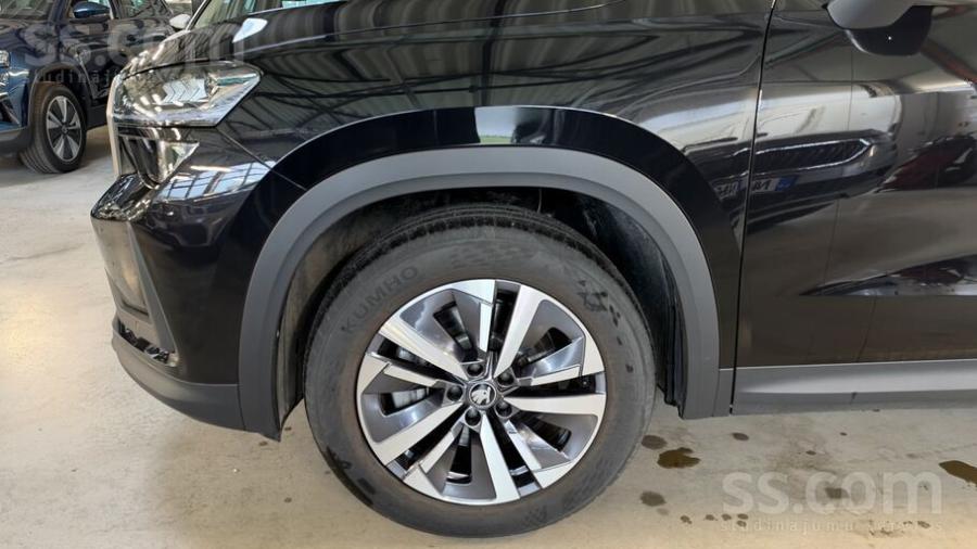 Black Skoda Kodiaq 2025 in Riga, with an engine capacity of 1.50 L and mileage of 10 thousand km for 32900 €, photo 9 on AUTOMOTO.COM.LV