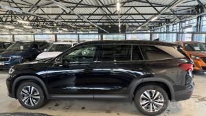 Черный Шкода Kodiaq 2025 в Рига, объемом двигателя 1.50 л и пробегом 10 тыс. км за 32900 €, фото 3 на AUTOMOTO.COM.LV