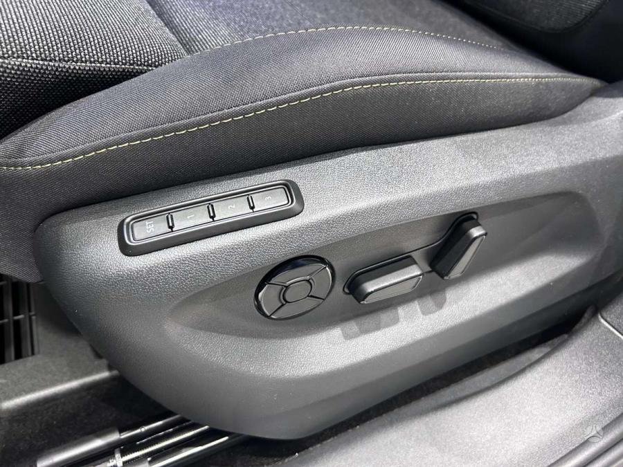 Black Skoda Kodiaq 2026 in Vilnius, with an engine capacity of 1.50 L and mileage of 2 thousand km for 37890 €, photo 12 on AUTOMOTO.COM.LV