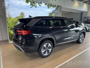 Melns Skoda Kodiaq 2026 Valmiera, ar dzinēja tilpumu 1.50 L un nobraukumu 0 tūkst. km par 42400 €, foto 6 vietnē AUTOMOTO.COM.LV