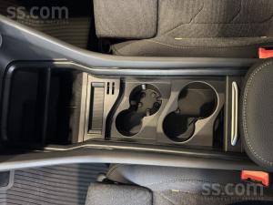 Melns Skoda Kodiaq 2026 Valmiera, ar dzinēja tilpumu 1.50 L un nobraukumu 0 tūkst. km par 42400 €, foto 14 vietnē AUTOMOTO.COM.LV