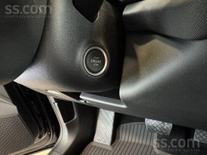 Melns Skoda Kodiaq 2026 Valmiera, ar dzinēja tilpumu 1.50 L un nobraukumu 0 tūkst. km par 42400 €, foto 18 vietnē AUTOMOTO.COM.LV