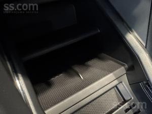 Melns Skoda Kodiaq 2026 Valmiera, ar dzinēja tilpumu 1.50 L un nobraukumu 0 tūkst. km par 42400 €, foto 21 vietnē AUTOMOTO.COM.LV