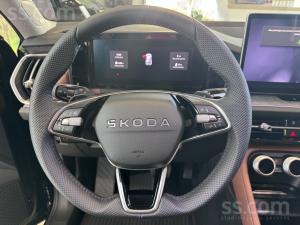 Melns Skoda Kodiaq 2026 Valmiera, ar dzinēja tilpumu 1.50 L un nobraukumu 0 tūkst. km par 45500 €, foto 21 vietnē AUTOMOTO.COM.LV