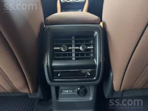 Melns Skoda Kodiaq 2026 Valmiera, ar dzinēja tilpumu 1.50 L un nobraukumu 0 tūkst. km par 45500 €, foto 24 vietnē AUTOMOTO.COM.LV
