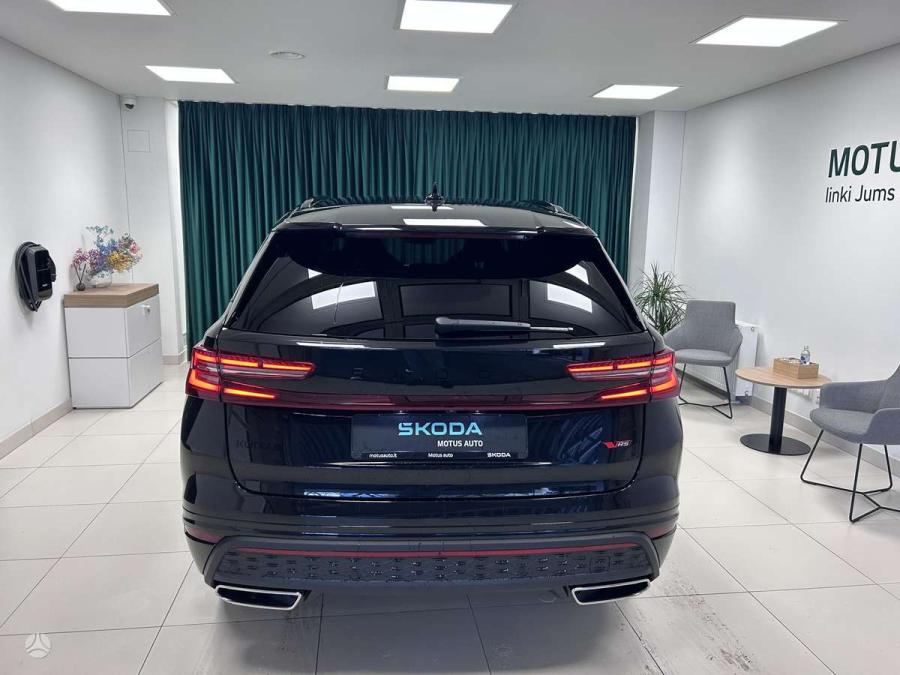 Черный Шкода Kodiaq 2026 в Вильнюс, объемом двигателя 1.98 л и пробегом 0 тыс. км за 56660 €, фото 6 на AUTOMOTO.COM.LV