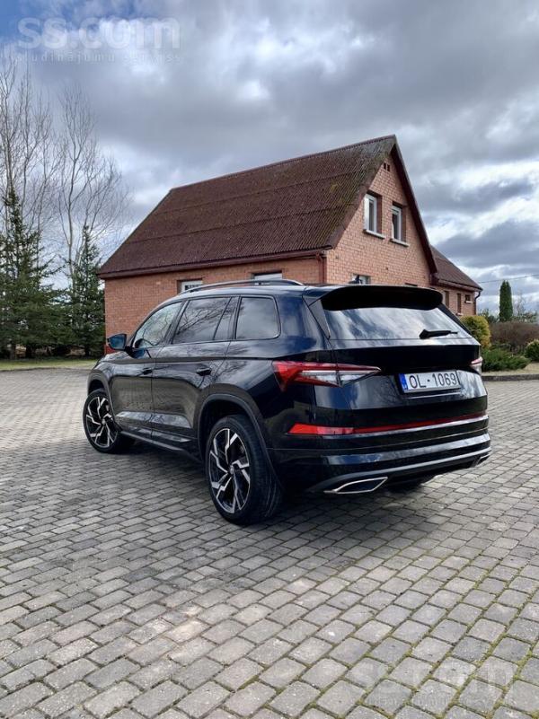 Melns Skoda Kodiaq 2023 Rīga, ar dzinēja tilpumu 2.00 L un nobraukumu 69 tūkst. km par 36500 €, foto 3 vietnē AUTOMOTO.COM.LV