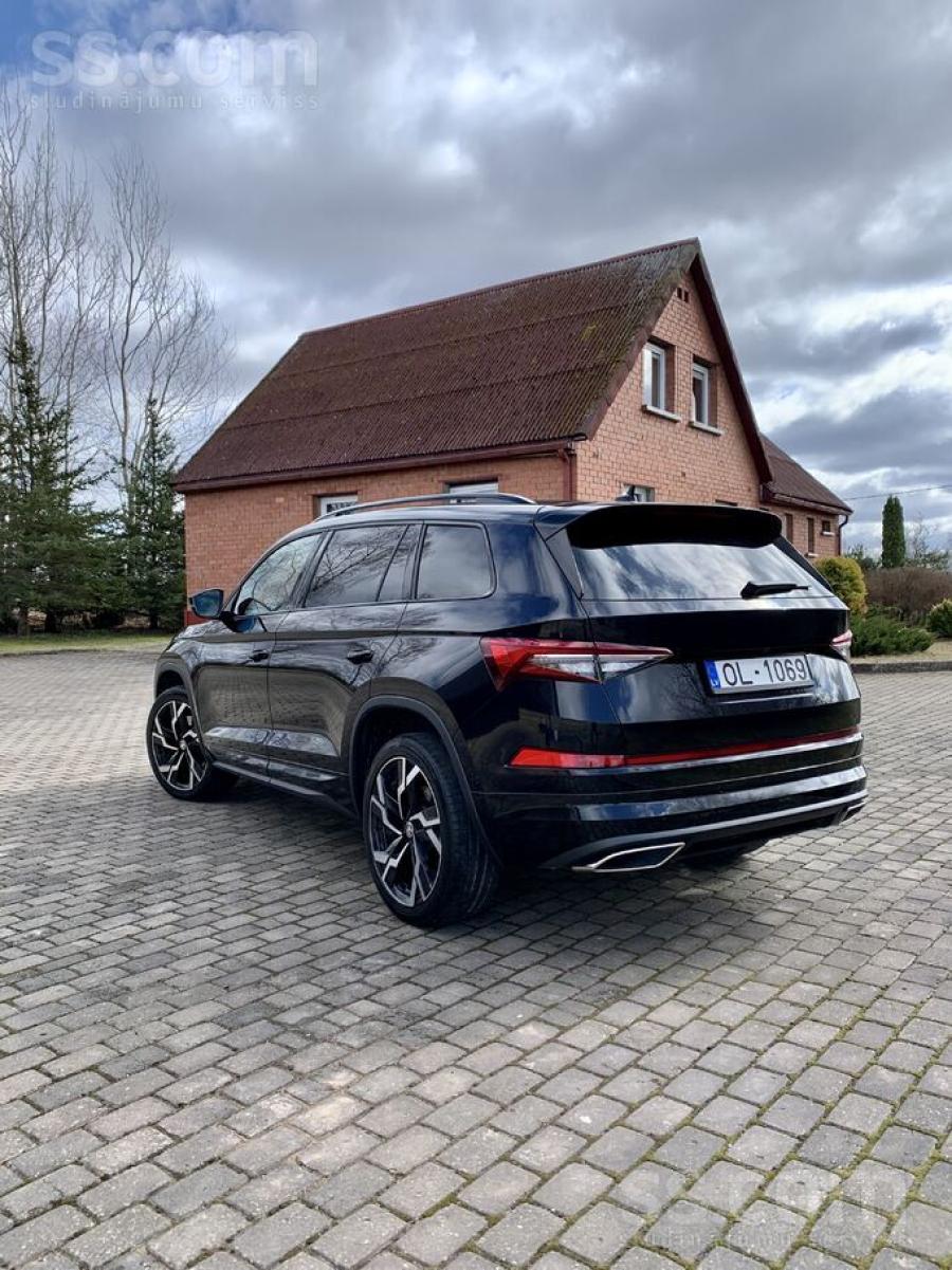 Melns Skoda Kodiaq 2023 Rīga, ar dzinēja tilpumu 2.00 L un nobraukumu 69 tūkst. km par 36000 €, foto 4 vietnē AUTOMOTO.COM.LV
