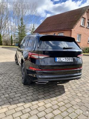 Melns Skoda Kodiaq 2023 Rīga, ar dzinēja tilpumu 2.00 L un nobraukumu 69 tūkst. km par 36000 €, foto 5 vietnē AUTOMOTO.COM.LV