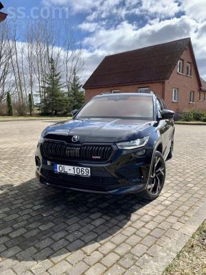 Melns Skoda Kodiaq 2023 Rīga, ar dzinēja tilpumu 2.00 L un nobraukumu 69 tūkst. km par 36000 €, foto 19 vietnē AUTOMOTO.COM.LV