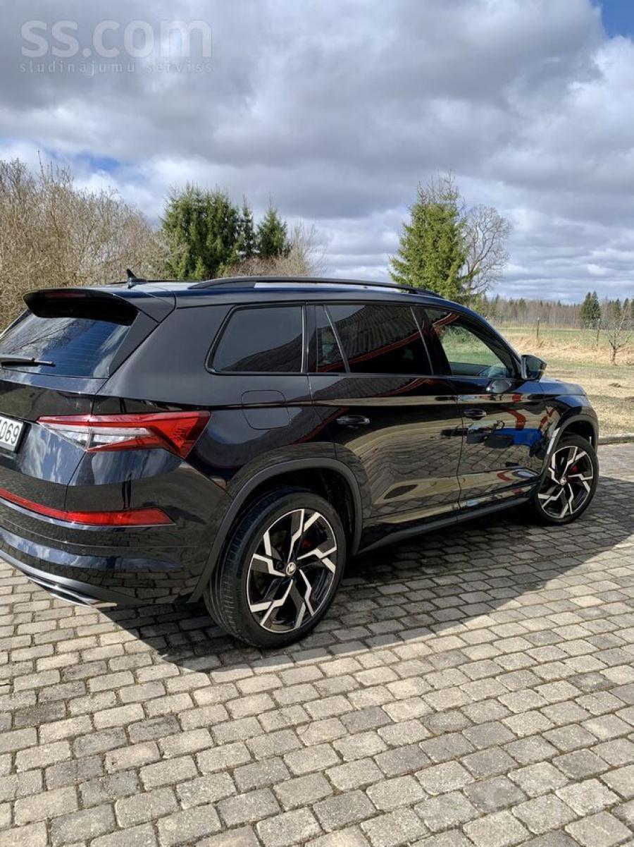 Melns Skoda Kodiaq 2023 Rīga, ar dzinēja tilpumu 2.00 L un nobraukumu 69 tūkst. km par 36000 €, foto 21 vietnē AUTOMOTO.COM.LV