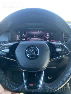 Melns Skoda Kodiaq 2023 Rīga, ar dzinēja tilpumu 2.00 L un nobraukumu 69 tūkst. km par 36000 €, foto 27 vietnē AUTOMOTO.COM.LV