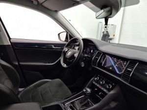 Black Skoda Kodiaq 2021 in Vilnius, with an engine capacity of 1.50 L and mileage of 190 thousand km for 21054 €, photo 7 on AUTOMOTO.COM.LV