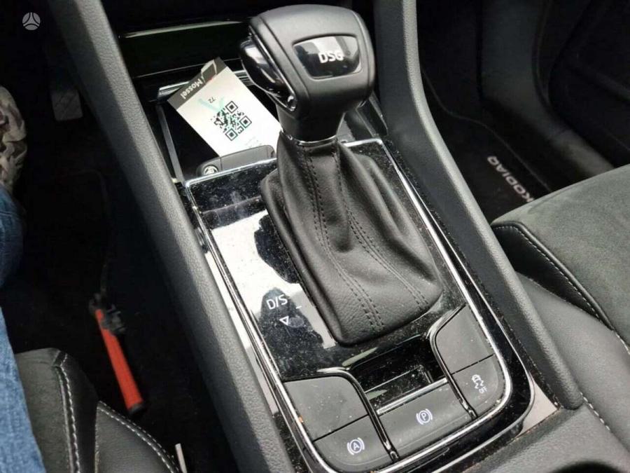 Black Skoda Kodiaq 2021 in Vilnius, with an engine capacity of 1.50 L and mileage of 190 thousand km for 21054 €, photo 16 on AUTOMOTO.COM.LV