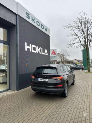 Black Skoda Kodiaq 2022 in Klaipeda, with an engine capacity of 2.00 L and mileage of 176 thousand km for 27400 €, photo 4 on AUTOMOTO.COM.LV