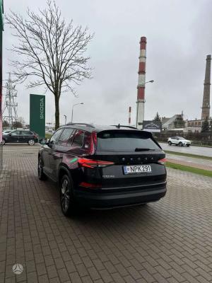 Black Skoda Kodiaq 2022 in Klaipeda, with an engine capacity of 2.00 L and mileage of 176 thousand km for 27400 €, photo 7 on AUTOMOTO.COM.LV