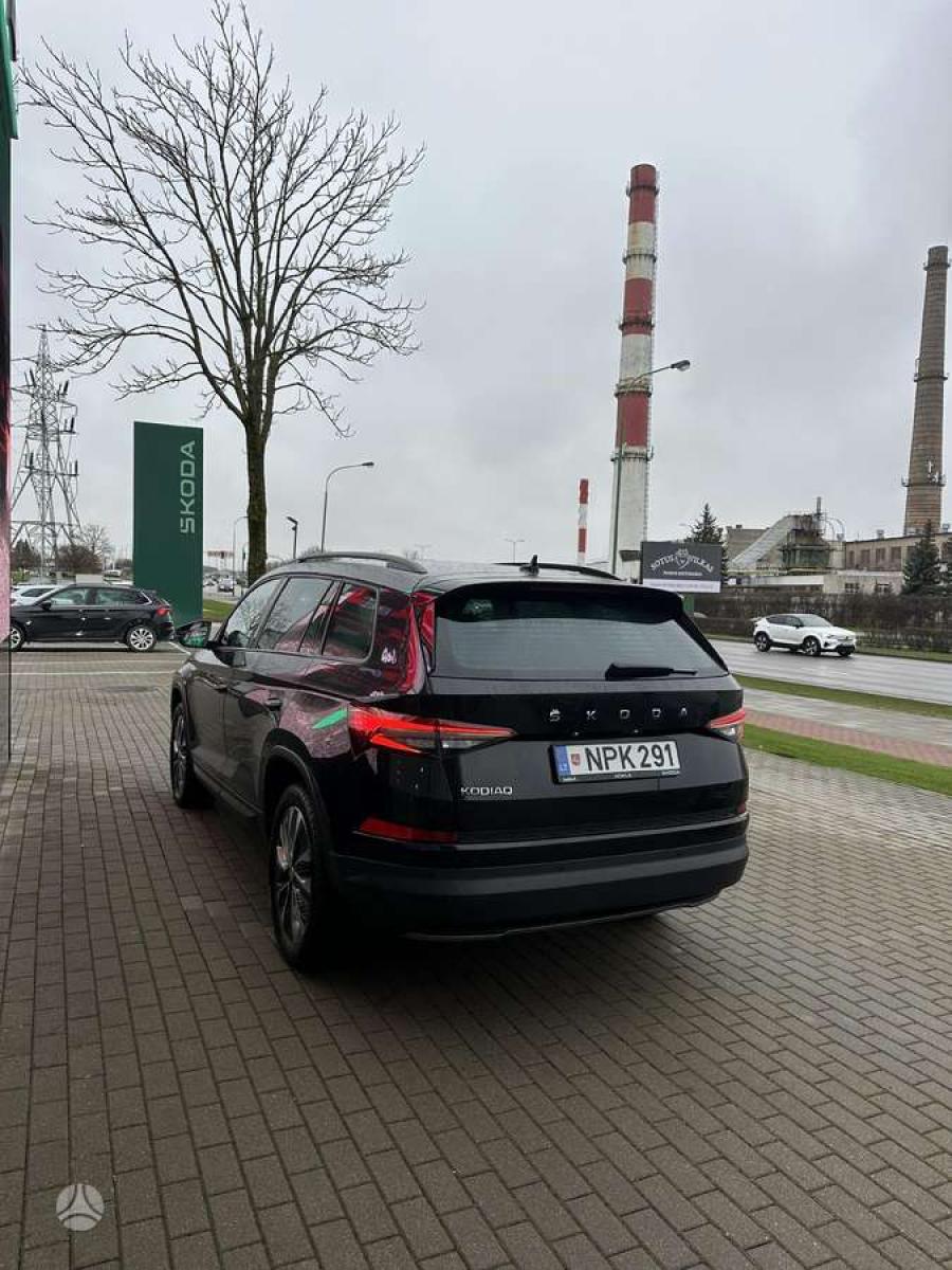 Black Skoda Kodiaq 2022 in Klaipeda, with an engine capacity of 2.00 L and mileage of 176 thousand km for 27400 €, photo 7 on AUTOMOTO.COM.LV