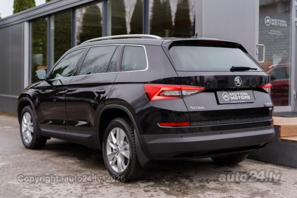 Black Skoda Kodiaq 2017 in Tallinn, with an engine capacity of 2.00 L and mileage of 119 thousand km for 18790 €, photo 2 on AUTOMOTO.COM.LV