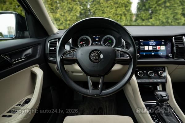 Black Skoda Kodiaq 2017 in Tallinn, with an engine capacity of 2.00 L and mileage of 119 thousand km for 18790 €, photo 9 on AUTOMOTO.COM.LV