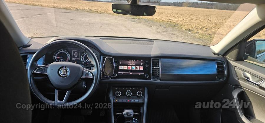 Melns Skoda Kodiaq 2017 Tallina, ar dzinēja tilpumu 2.00 L un nobraukumu 135 tūkst. km par 20500 €, foto 11 vietnē AUTOMOTO.COM.LV