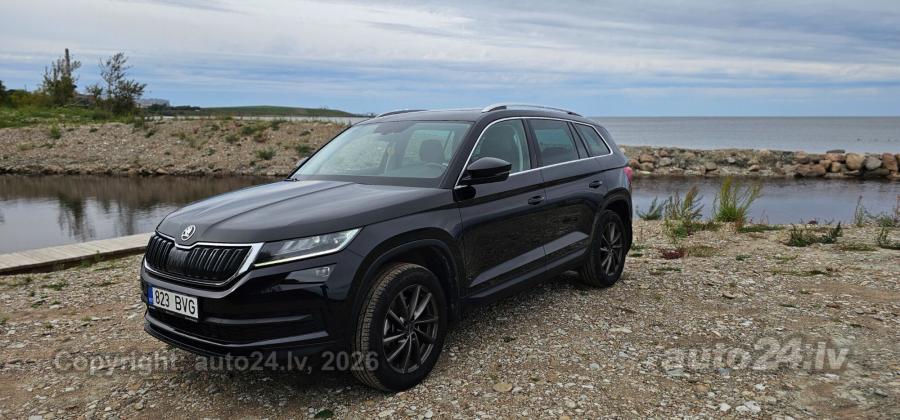 Black Skoda Kodiaq 2017 in Narva, with an engine capacity of 2.00 L and mileage of 107 thousand km for 22000 €, photo 4 on AUTOMOTO.COM.LV