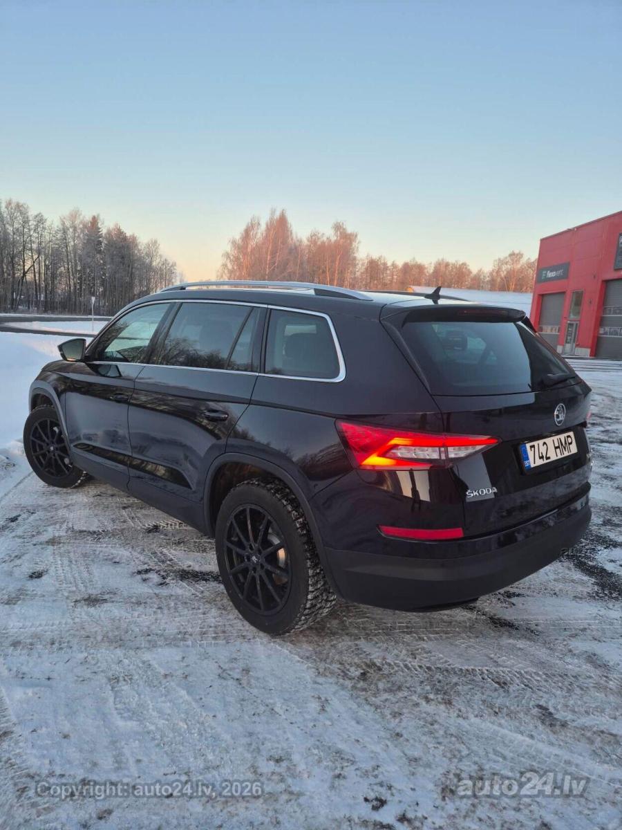 Black Skoda Kodiaq 2018 in Parnu, with an engine capacity of 2.00 L and mileage of 153 thousand km for 23000 €, photo 7 on AUTOMOTO.COM.LV