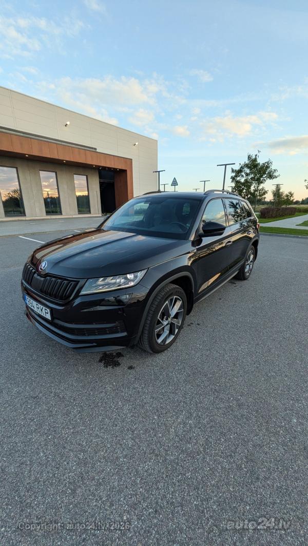 Черный Шкода Kodiaq 2018 в Таллин, объемом двигателя 2.00 л и пробегом 120 тыс. км за 25000 €, фото 4 на AUTOMOTO.COM.LV