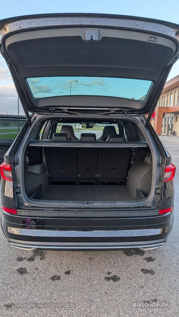 Черный Шкода Kodiaq 2018 в Таллин, объемом двигателя 2.00 л и пробегом 120 тыс. км за 25000 €, фото 7 на AUTOMOTO.COM.LV