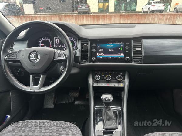 Melns Skoda Kodiaq 2019 Tallina, ar dzinēja tilpumu 2.00 L un nobraukumu 172 tūkst. km par 21500 €, foto 3 vietnē AUTOMOTO.COM.LV