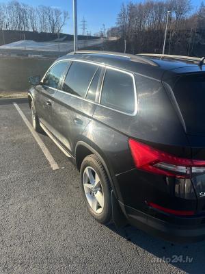 Black Skoda Kodiaq 2019 in Tallinn, with an engine capacity of 2.00 L and mileage of 172 thousand km for 21500 €, photo 13 on AUTOMOTO.COM.LV