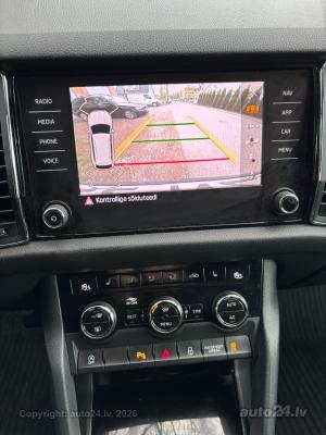 Melns Skoda Kodiaq 2020 Tallina, ar dzinēja tilpumu 1.50 L un nobraukumu 85 tūkst. km par 27800 €, foto 17 vietnē AUTOMOTO.COM.LV