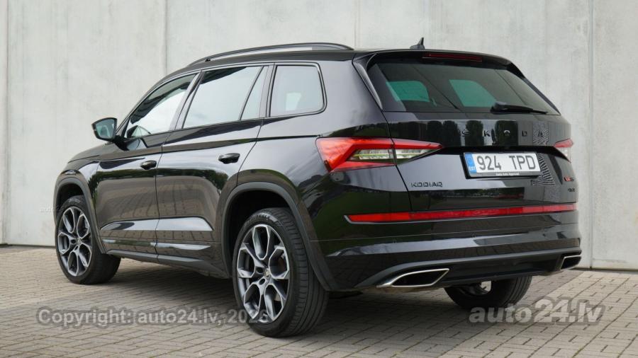 Black Skoda Kodiaq 2020 in Tallinn, with an engine capacity of 2.00 L and mileage of 143 thousand km for 29500 €, photo 4 on AUTOMOTO.COM.LV