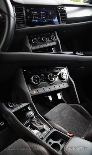Black Skoda Kodiaq 2020 in Tallinn, with an engine capacity of 2.00 L and mileage of 143 thousand km for 29500 €, photo 10 on AUTOMOTO.COM.LV