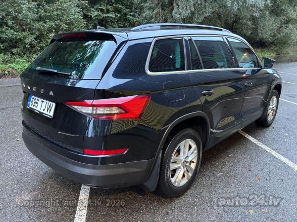 Skoda Kodiaq 2020 Tallina vietnē Melns Skoda Kodiaq 2020 Tallina, ar dzinēja tilpumu 1.50 L un nobraukumu 141 tūkst. km par 21000 €, foto 3 vietnē AUTOMOTO.COM.LV
