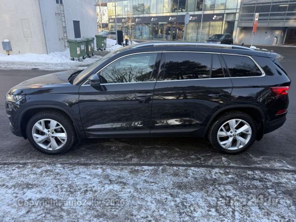 Black Skoda Kodiaq 2021 in Tallinn, with an engine capacity of 2.00 L and mileage of 147 thousand km for 26900 €, photo 6 on AUTOMOTO.COM.LV