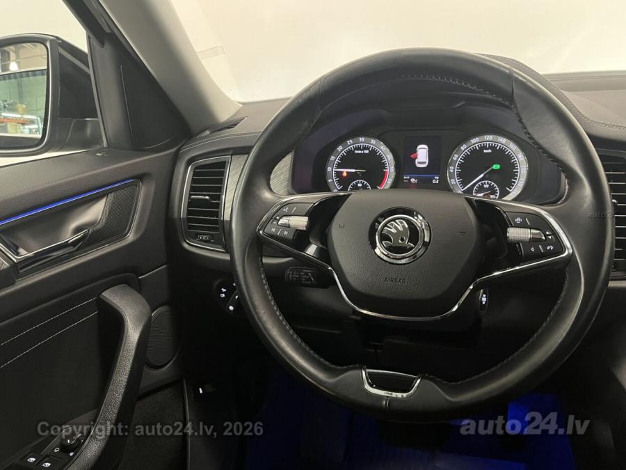 Melns Skoda Kodiaq 2021 Tallina, ar dzinēja tilpumu 2.00 L un nobraukumu 172 tūkst. km par 23900 €, foto 10 vietnē AUTOMOTO.COM.LV