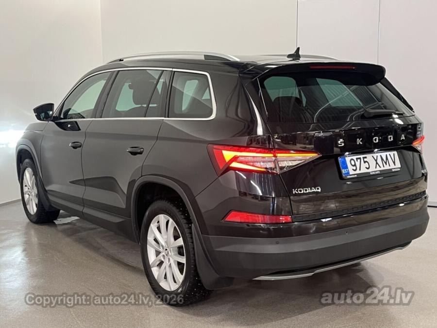 Melns Skoda Kodiaq 2021 Tallina, ar dzinēja tilpumu 2.00 L un nobraukumu 172 tūkst. km par 23900 €, foto 27 vietnē AUTOMOTO.COM.LV