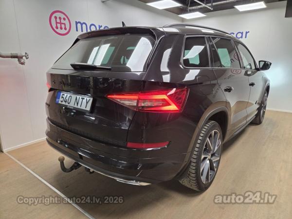 Black Skoda Kodiaq 2021 in Tallinn, with an engine capacity of 2.00 L and mileage of 127 thousand km for 26900 €, photo 6 on AUTOMOTO.COM.LV