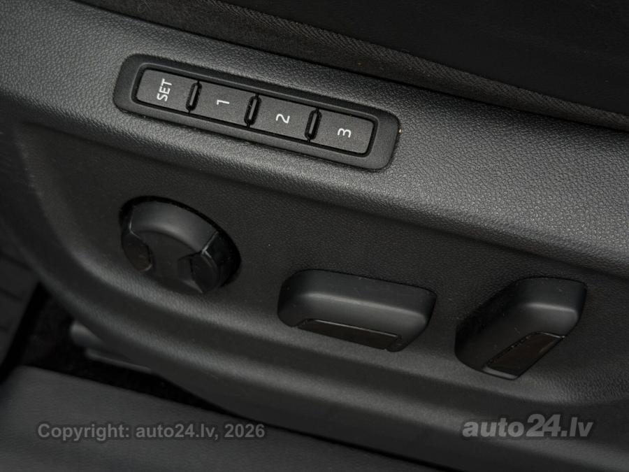 Black Skoda Kodiaq 2021 in Parnu, with an engine capacity of 1.50 L and mileage of 91 thousand km for 27900 €, photo 16 on AUTOMOTO.COM.LV