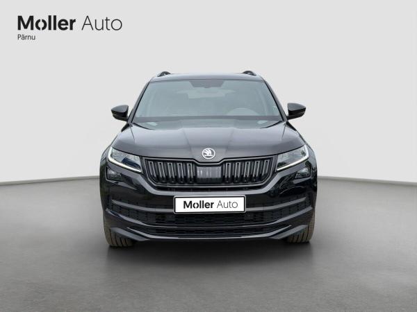 Melns Skoda Kodiaq 2021 Pērnava, ar dzinēja tilpumu 1.50 L un nobraukumu 91 tūkst. km par 27400 €, foto 3 vietnē AUTOMOTO.COM.LV