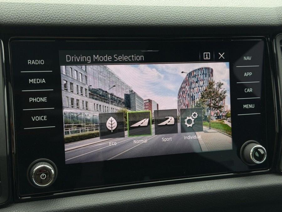 Black Skoda Kodiaq 2021 in Parnu, with an engine capacity of 1.50 L and mileage of 91 thousand km for 27400 €, photo 14 on AUTOMOTO.COM.LV
